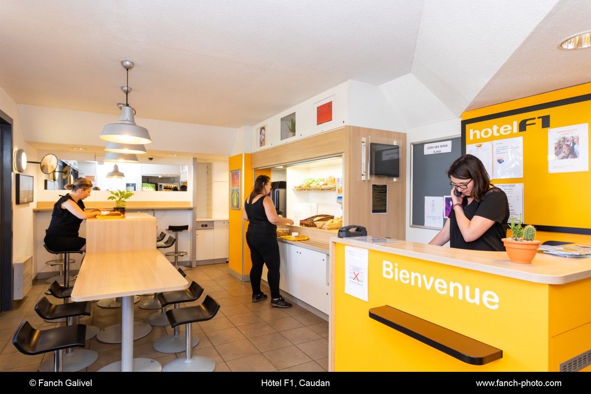 Hotel Formule 1 _ Caudan | Fanch Galivel, PHOTOGRAPHE, MORBIHAN ...